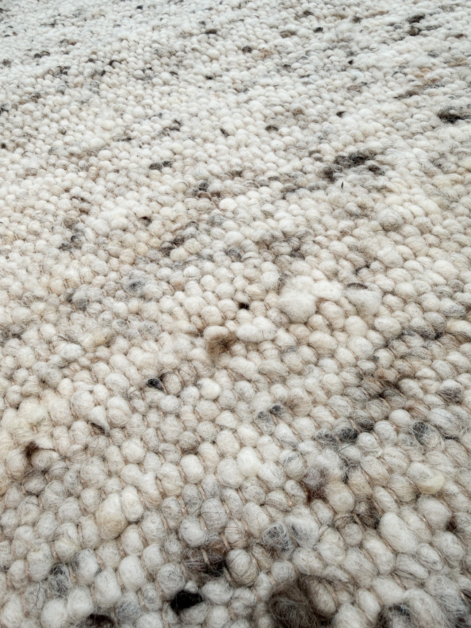 Mellow Sand - Handmade Rug Carpet Decor